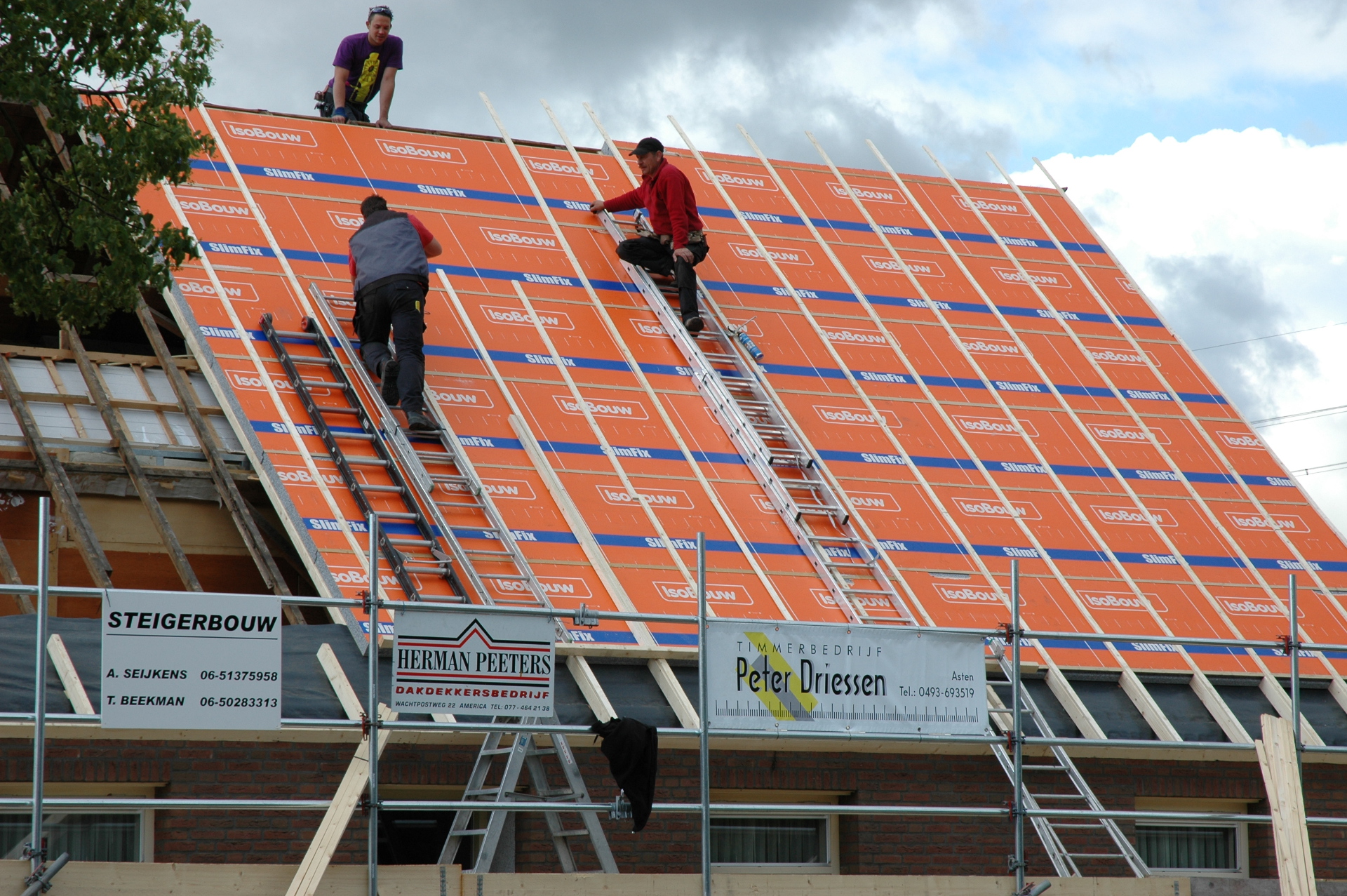 IsoBouw SlimFix Spoor, dakelementen voor sporenkappen | NBD-Online ...