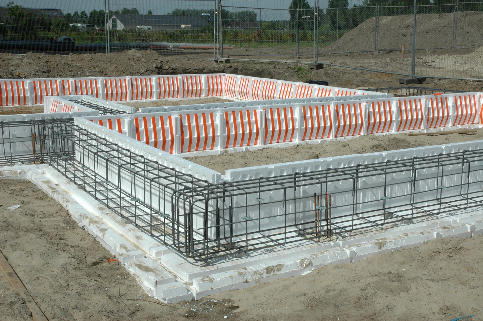 IsoBouw PowerKist, airpop funderingsbekisting voor paalfunderingen ...